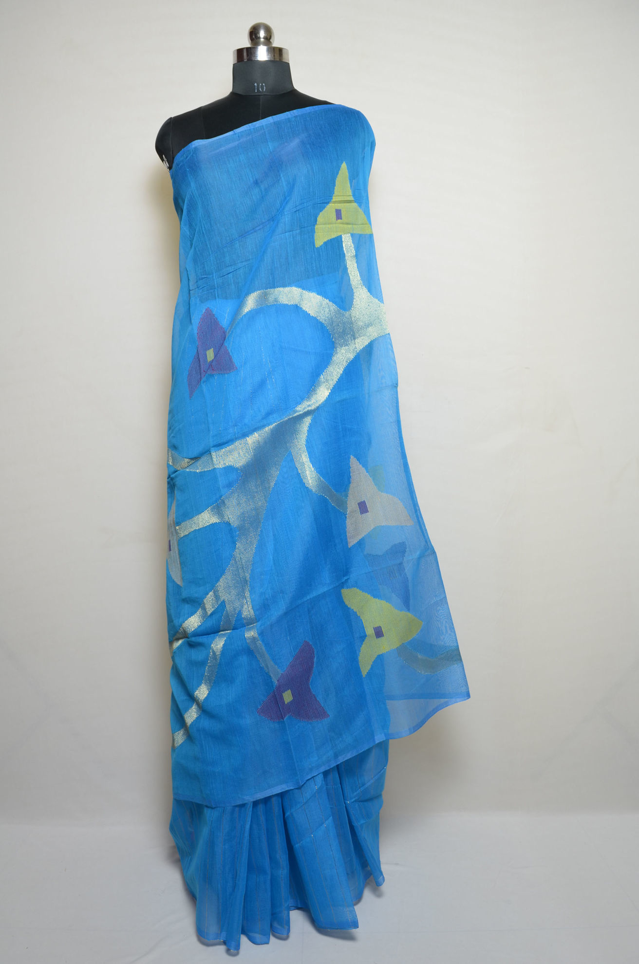 Tvis and Bliss. Sky Blue Jamdani Silk Saree