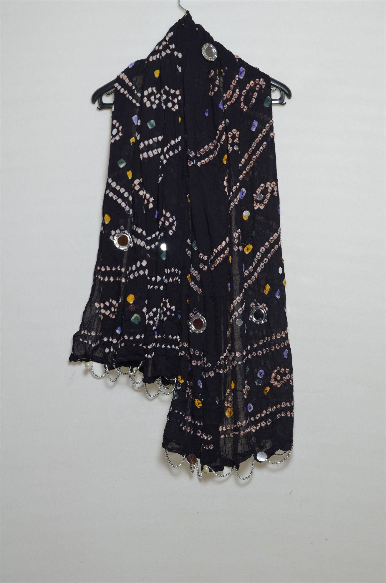 Tvis and Bliss. Black Cotton Bandhani Mirror Work Dupatta