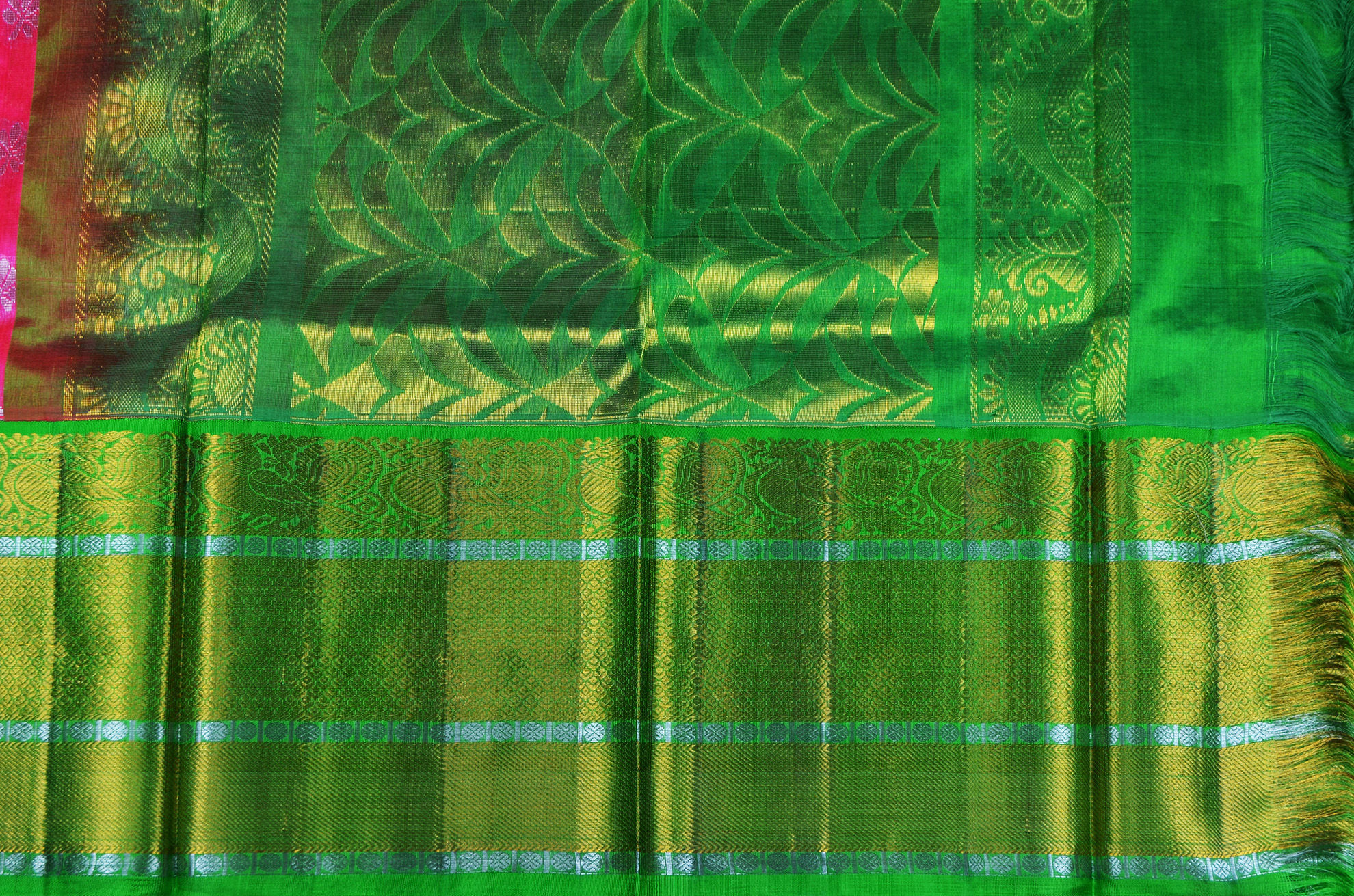 Tvis and Bliss. Pink and Green Kanchi Border Mangalagiri Silk Saree